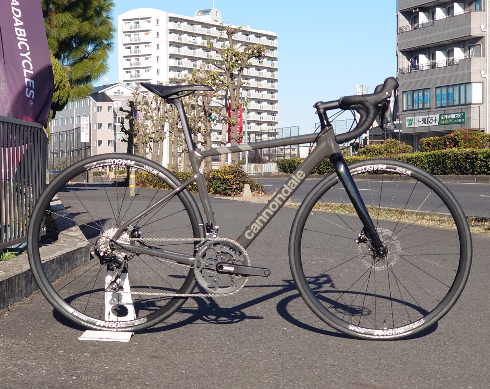 とても希少な「CAAD13」の105完成車！48サイズが入荷しました！ | お知らせ | ストラーダバイシクルズ