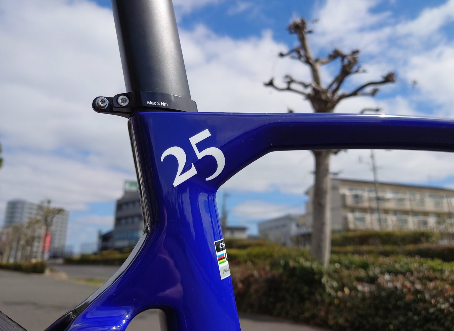 インターマックス社の創業25周年を祝う、特別なハイエンドバイク。InterMax 25（インターマックス・トゥエンティファイブ） | お知らせ | ストラーダバイシクルズ